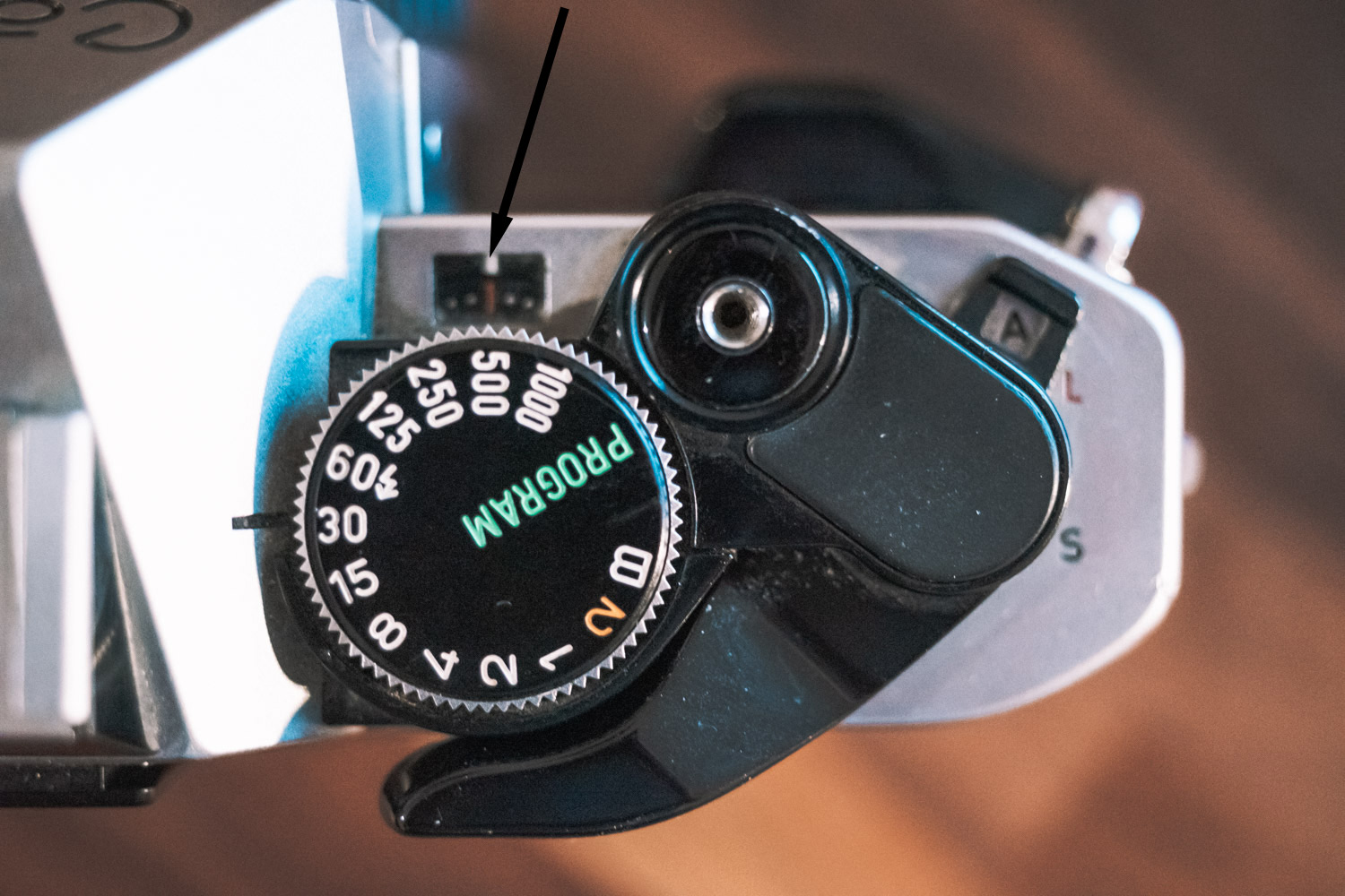 How to load film into a 35mm Camera – 35milly