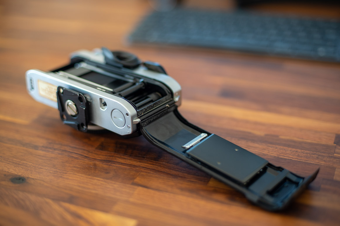 Are Film Cameras still made today? – 35milly